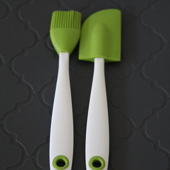 Dexas | Kitchen | Silicone Spatula And Marinating Brush | Poshmark